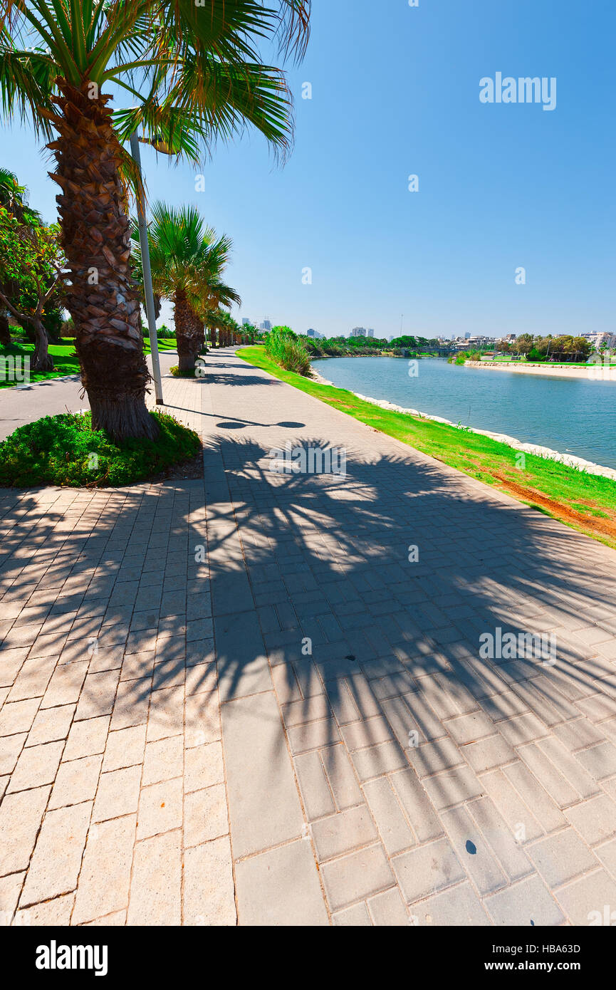 Track tra hi-res stock photography and images - Alamy