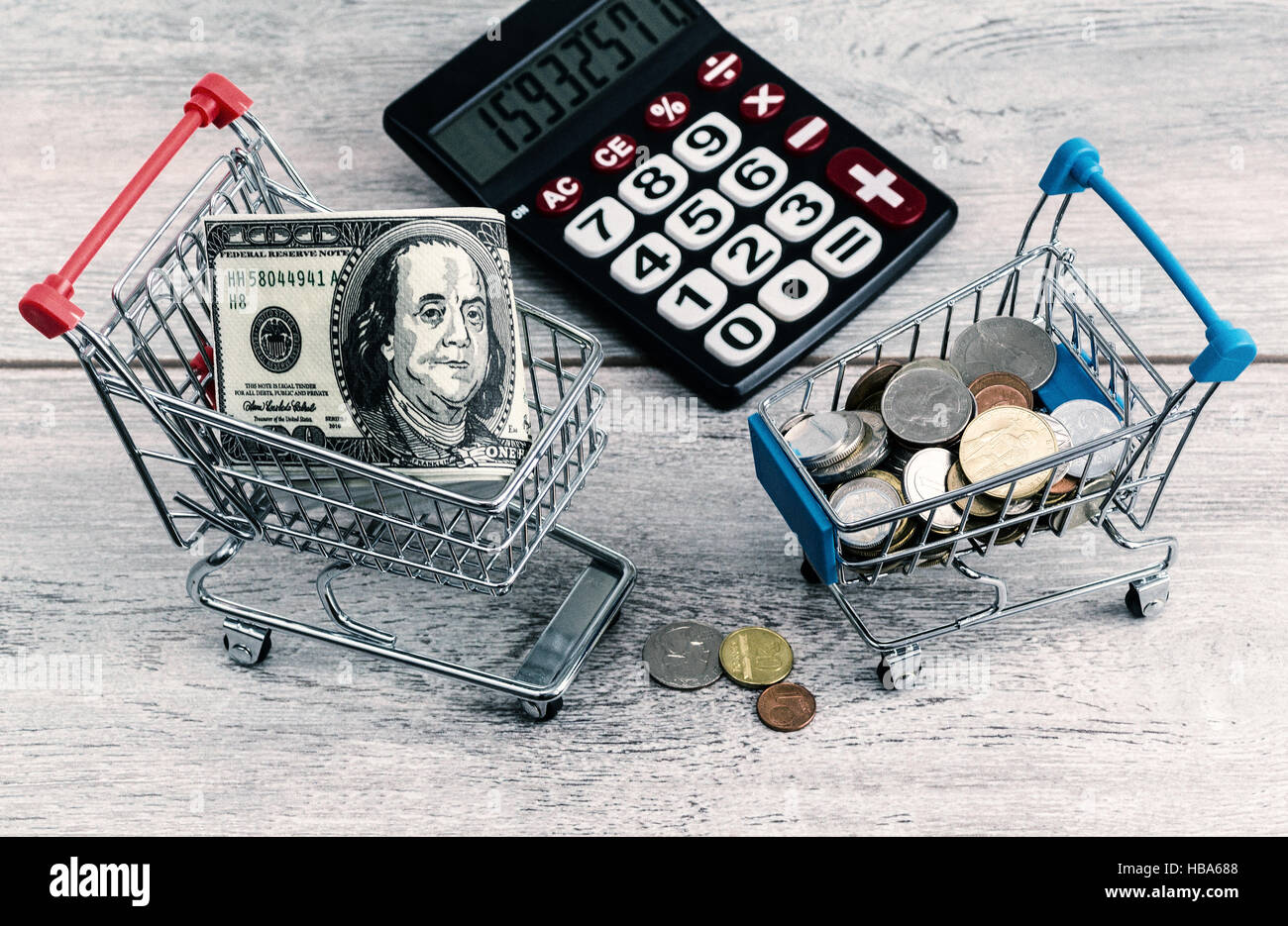 Money trolley hi-res stock photography and images - Alamy