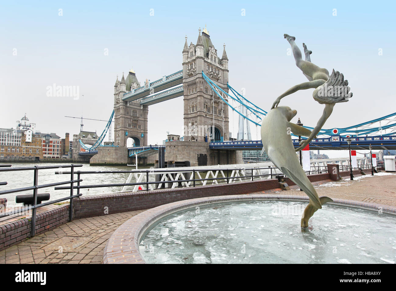 Dolphin fountain hi-res stock photography and images - Alamy