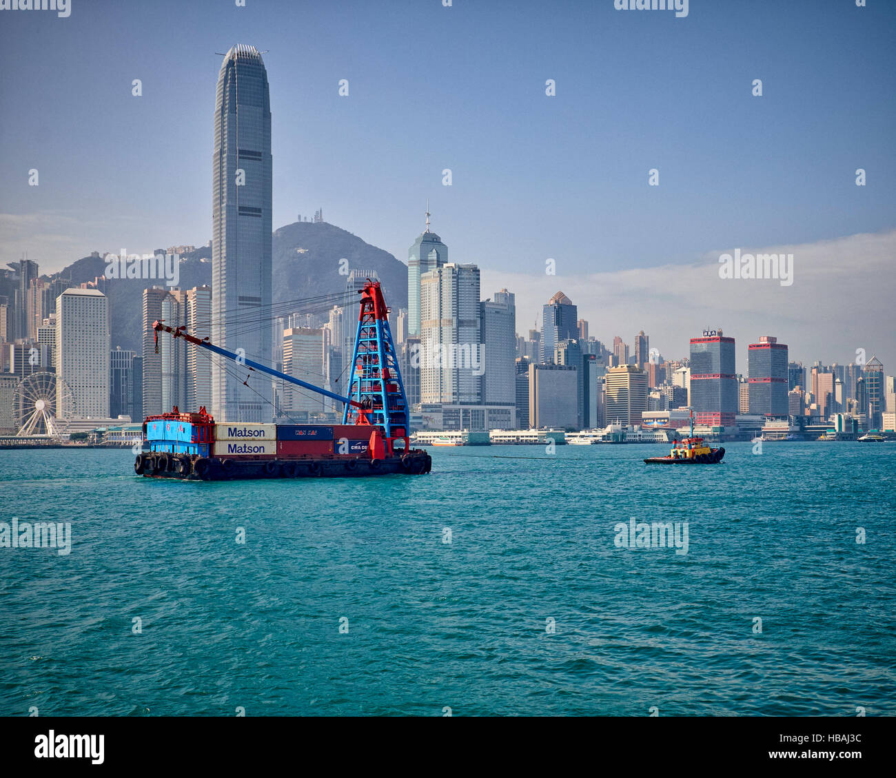 Tug boat victoria harbour hong hi-res stock photography and images - Alamy