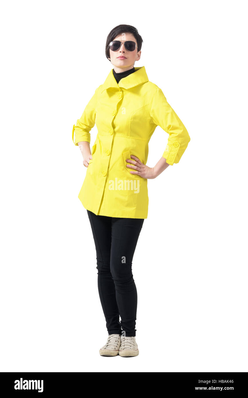 Black woman standing proud pose hi-res stock photography and images - Alamy