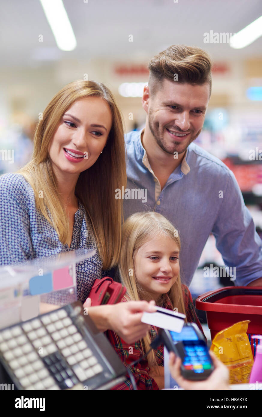 Shopping mall cashier hi-res stock photography and images - Alamy