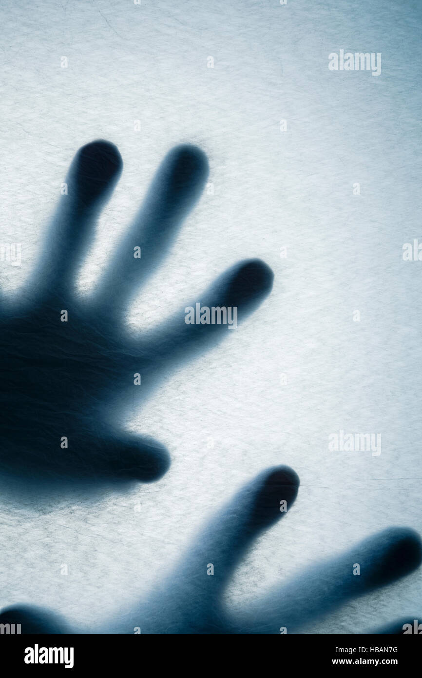 Screen hands hi-res stock photography and images - Alamy