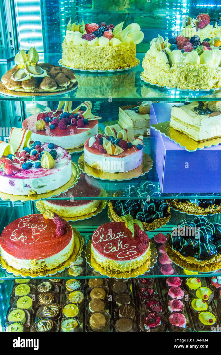 Lucca cake sweet display shelf hi-res stock photography and images - Alamy