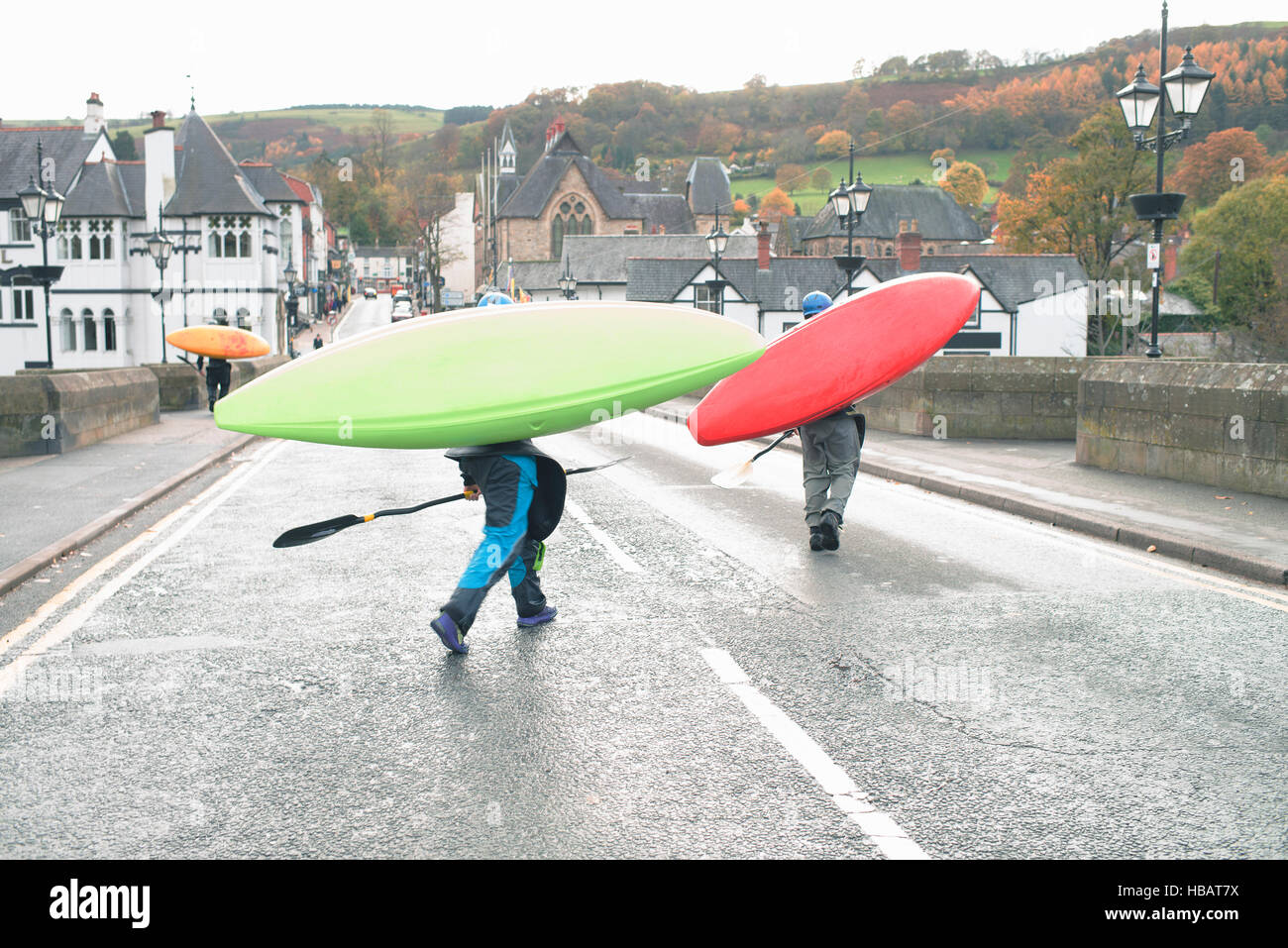 Man carrying woman over shoulder hi-res stock photography and images ...