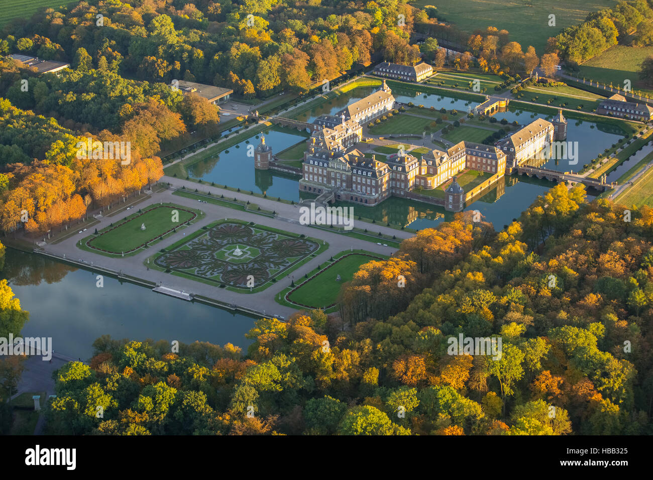 Versailles aerial hi-res stock photography and images - Alamy