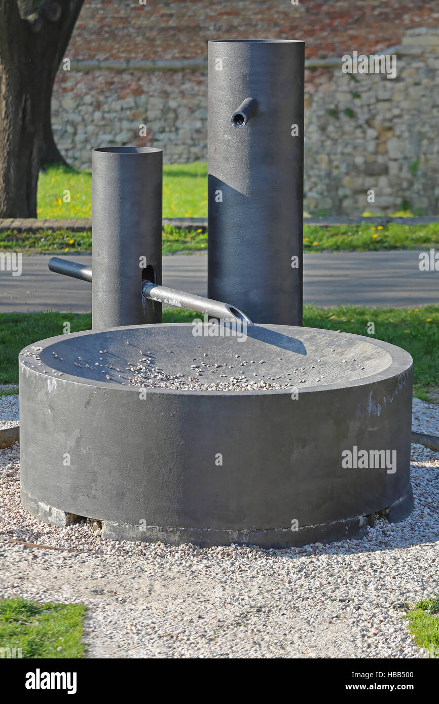 Japanese Water Fountain Stock Photo - Alamy