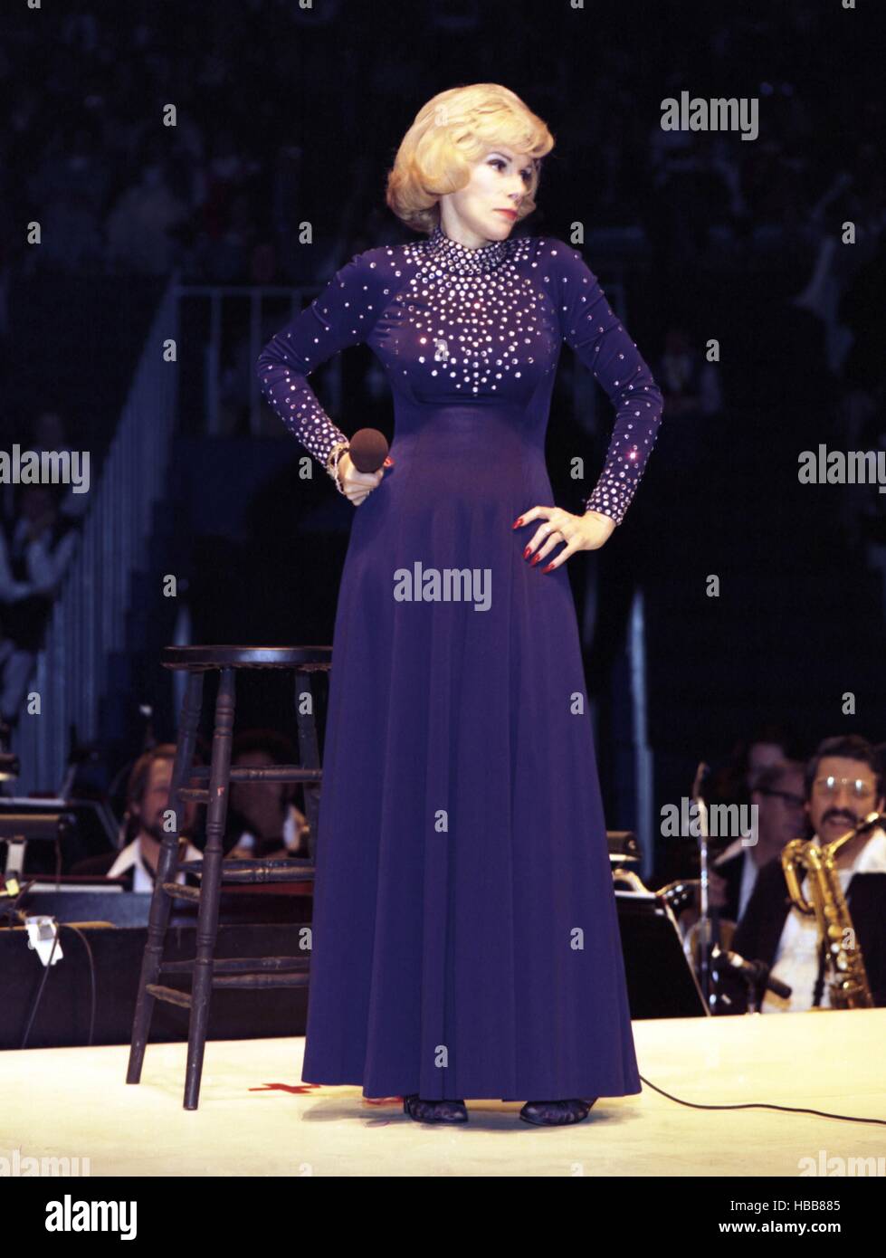 Joan Rivers, 1974, Millrun Playhouse Theater in the Round, Niles ...