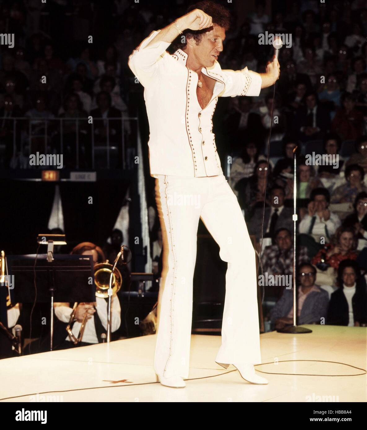 Bobby Vinton, 1975, Millrun Playhouse Theater in the Round, Niles ...