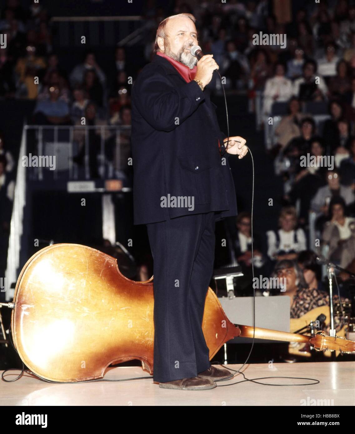 Glenn Yarbrough, 1975, Millrun Playhouse Theater in the Round, Niles ...