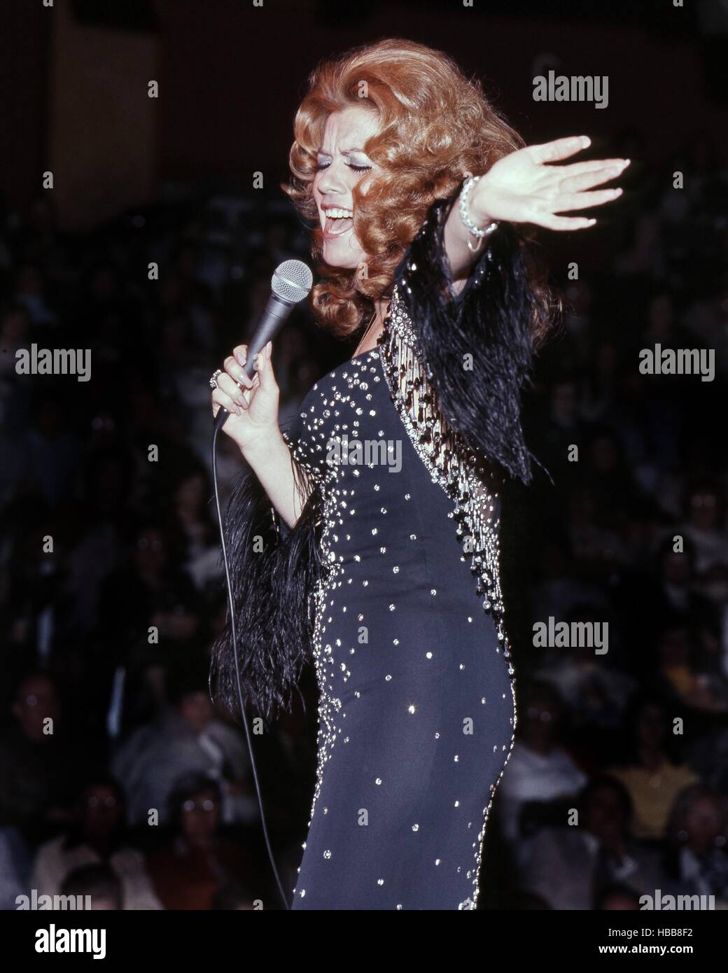Vikki Carr, 1975, Millrun Playhouse Theater in the Round, Niles ...