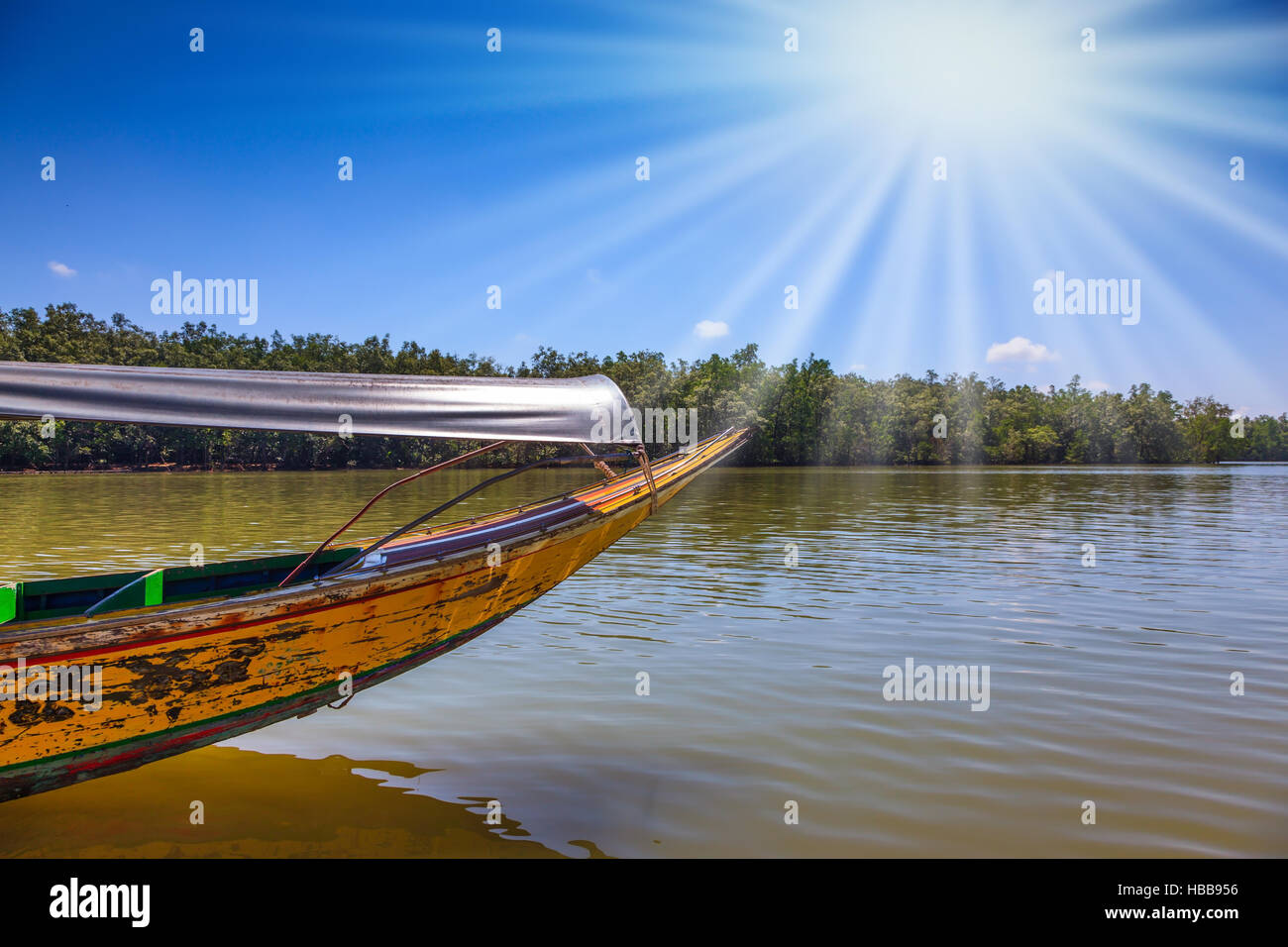 Native boat hi-res stock photography and images - Alamy