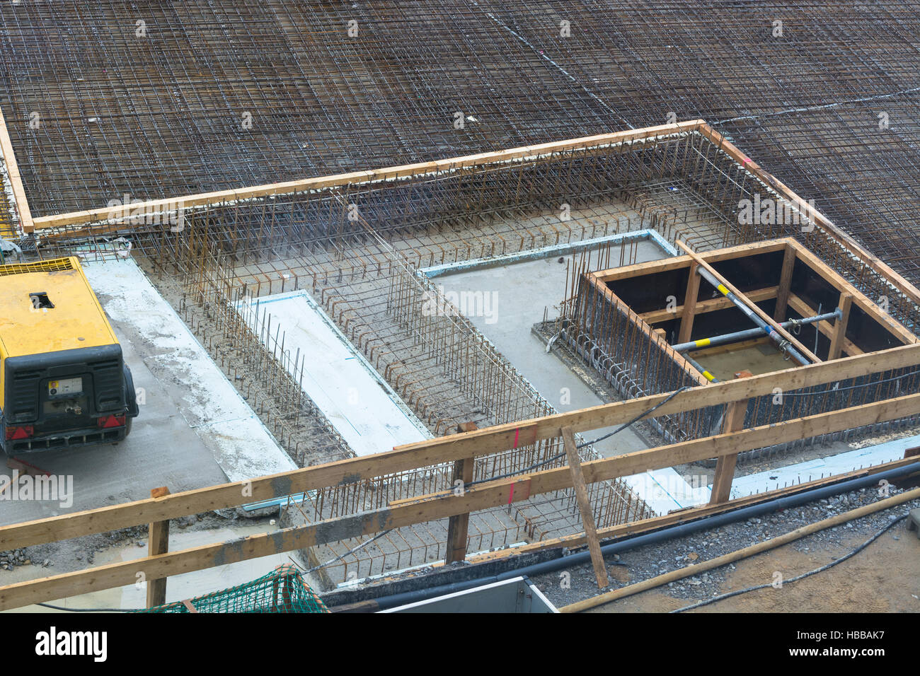 Foundation building of steel and concrete Stock Photo - Alamy