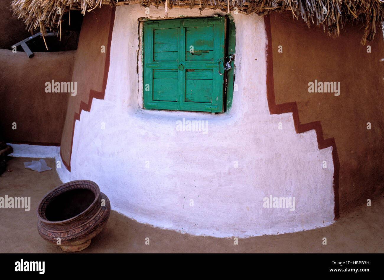 Inde - Rajasthan - Village peint des environs de Barmer // India ...