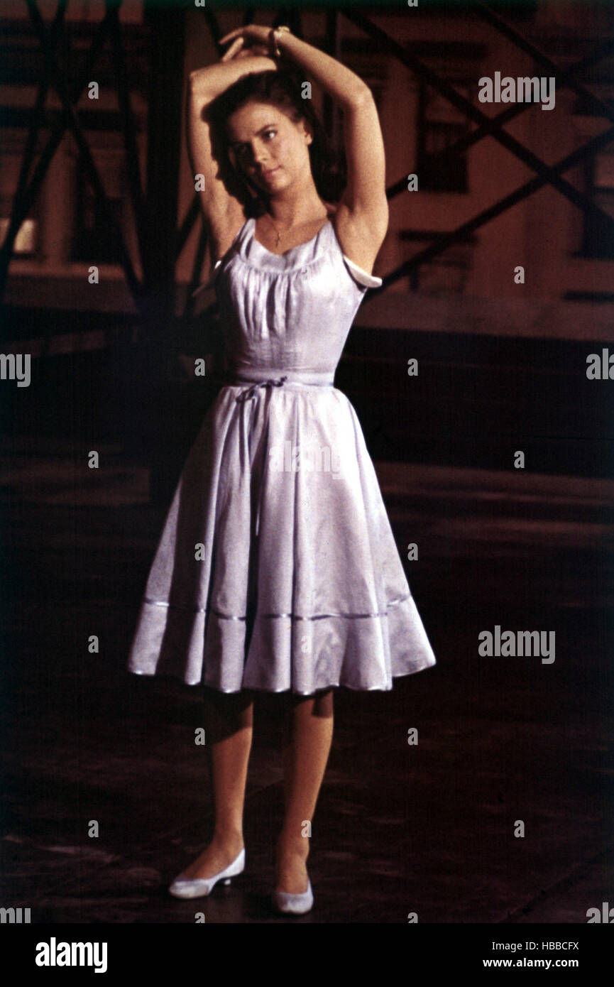 Robe De Natalie Wood West Side Story Photo | Magazine Page Showing