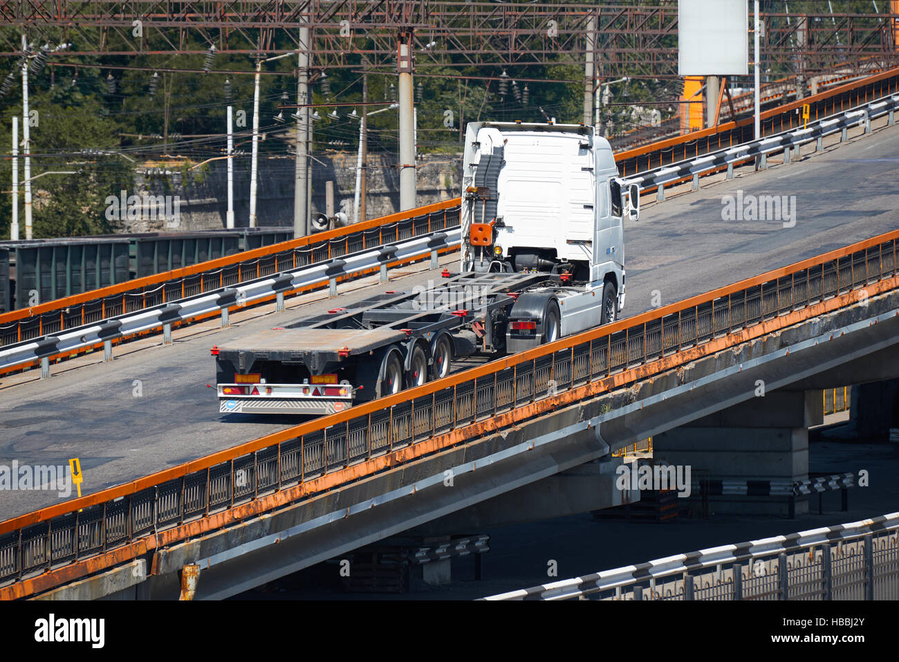 Empty truck hi-res stock photography and images - Alamy