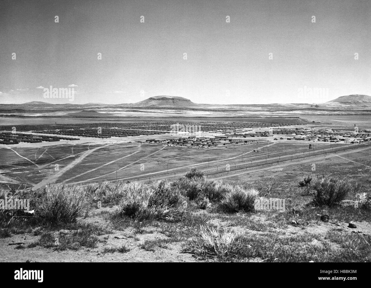 World War II, Tule Lake Japanese relocation center, northern California ...