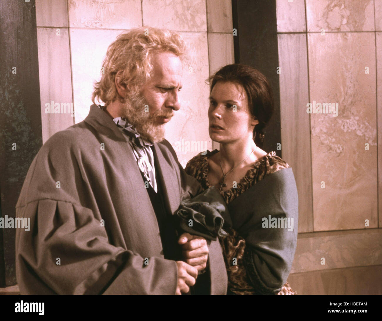 GALILEO, (aka GALILEO GALILEI), Topol, Mary Larkin, 1975 Stock Photo ...