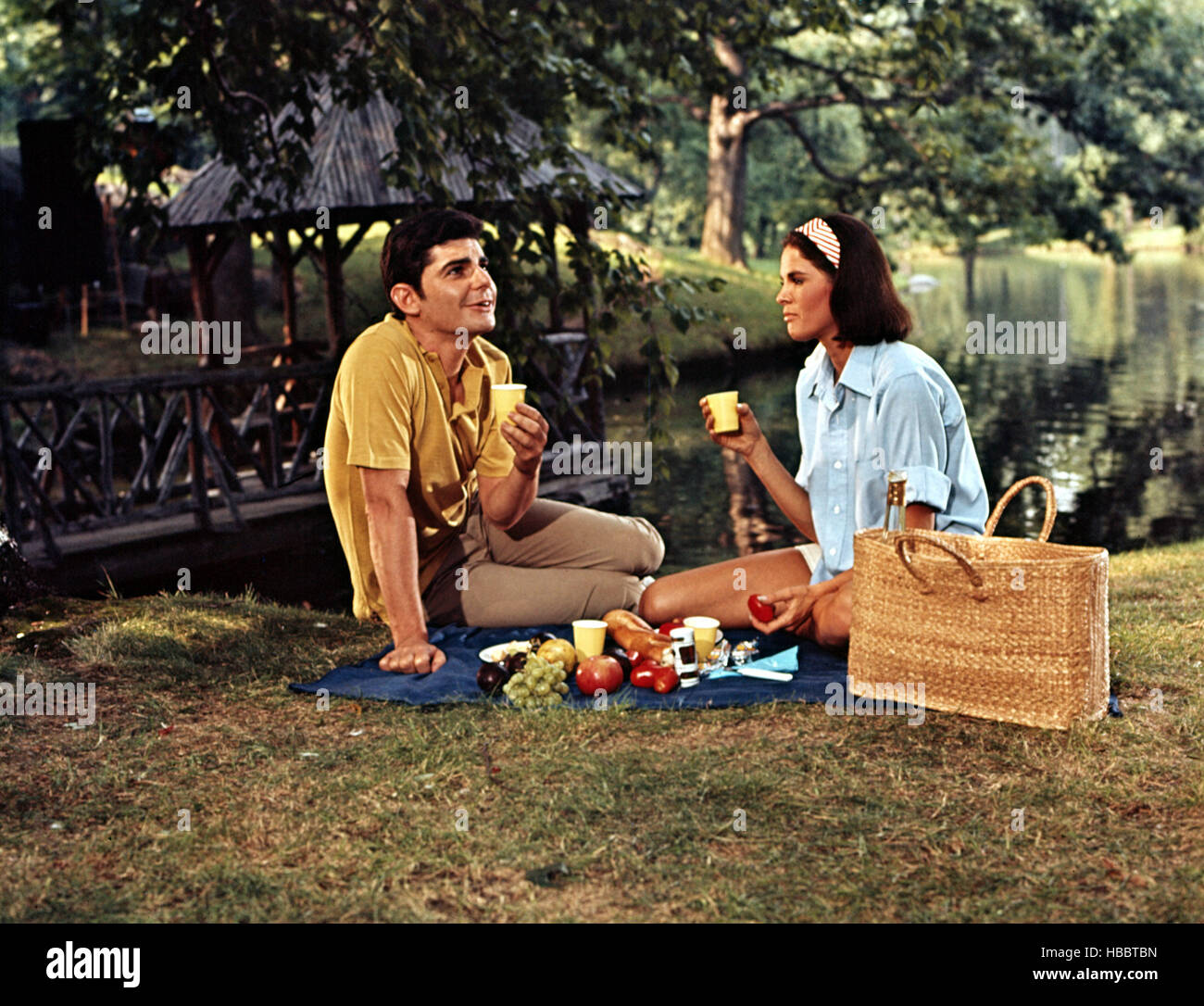 GOODBYE COLUMBUS, Richard Benjamin, Ali MacGraw, 1969 Stock Photo - Alamy