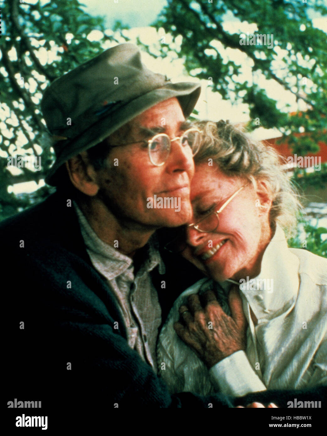 ON GOLDEN POND, Henry Fonda, Katharine Hepburn, 1981 Stock Photo - Alamy