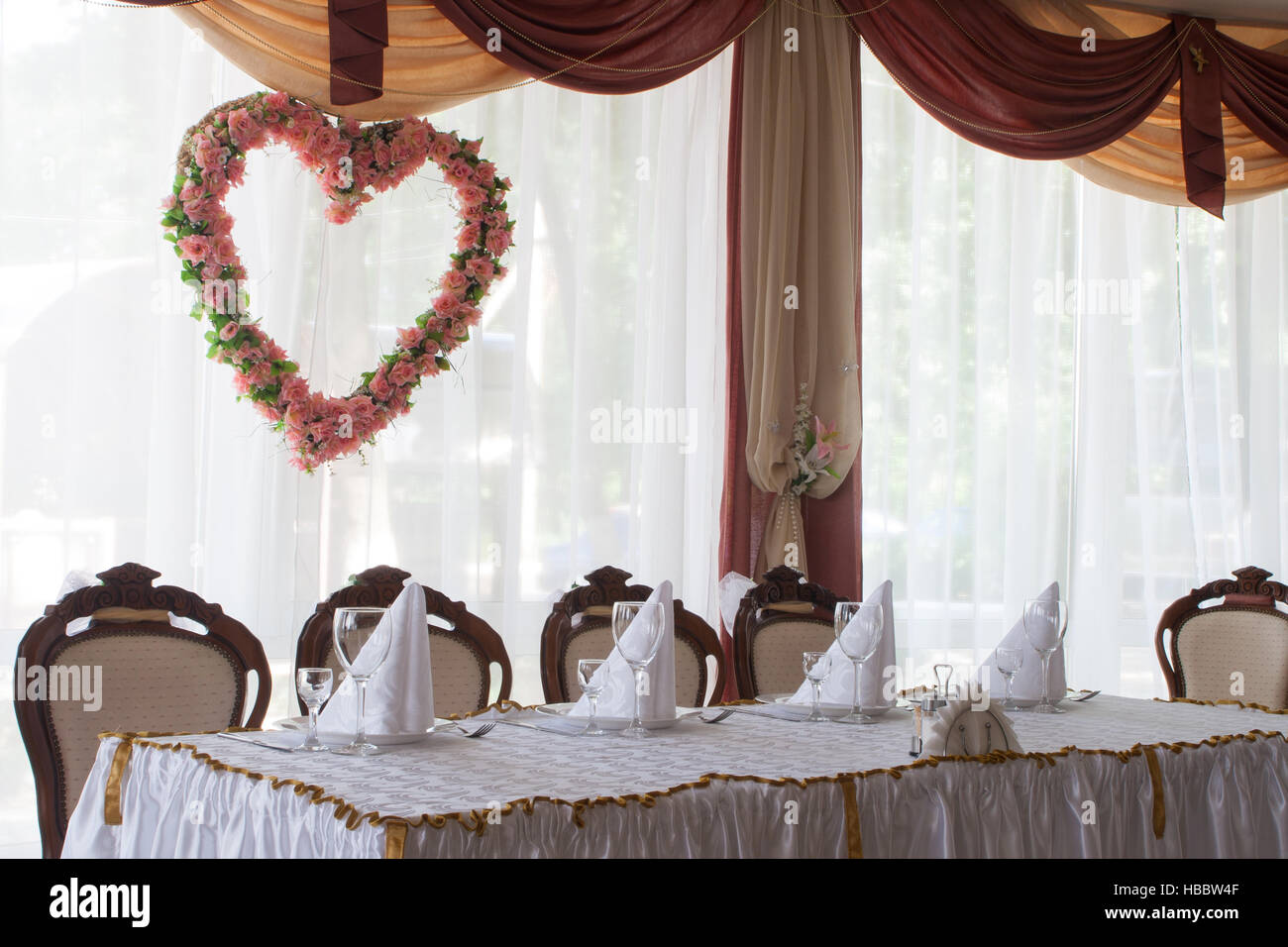 Decorated dining table hi-res stock photography and images - Alamy