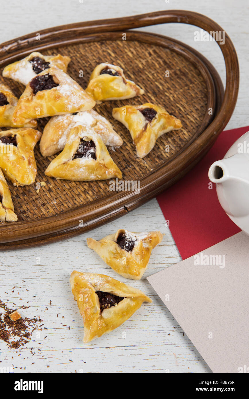 Tea, buns with jam Stock Photo - Alamy