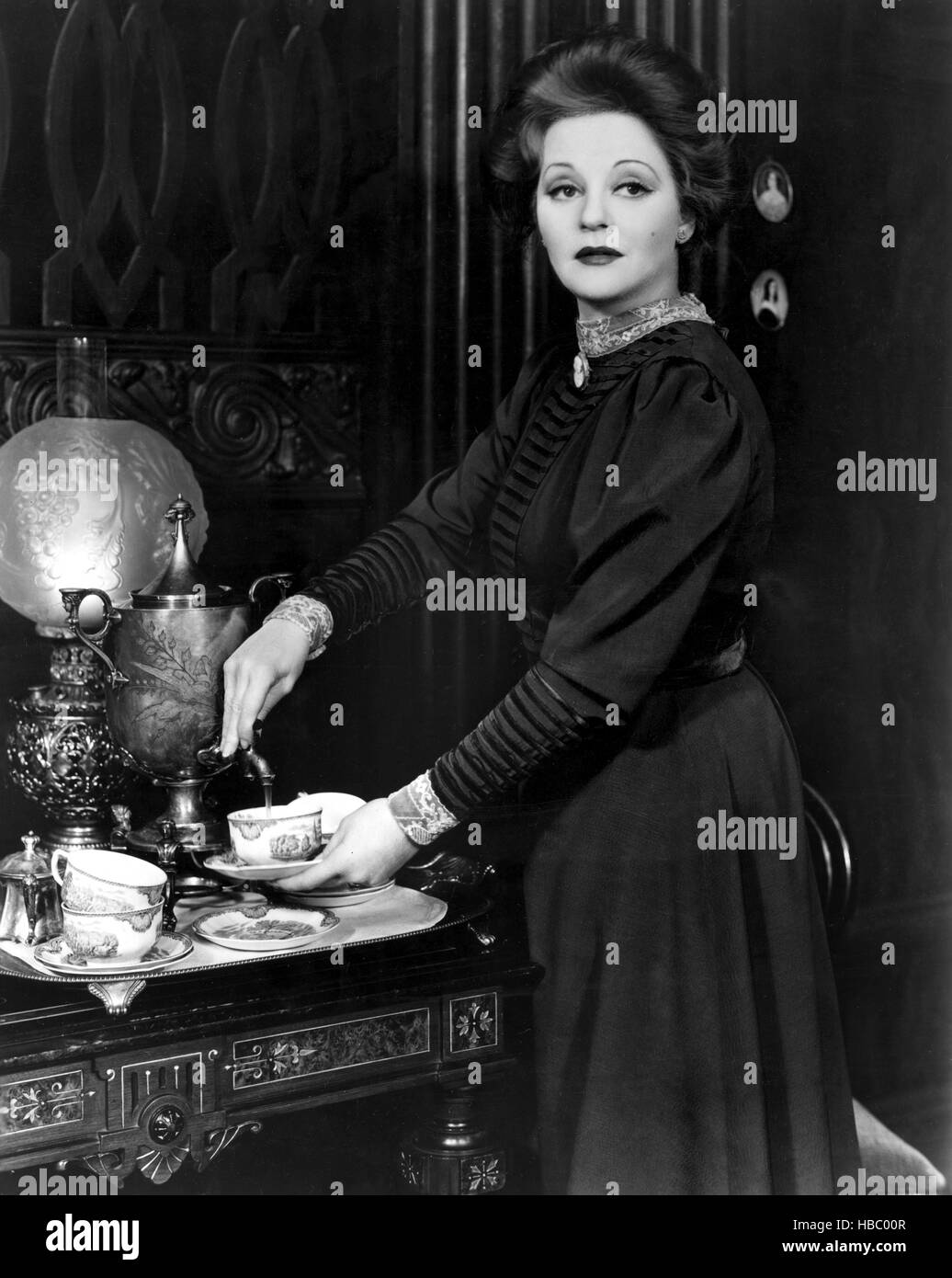 LITTLE FOXES, Tallulah Bankhead, 1939 Stage Production Stock Photo - Alamy
