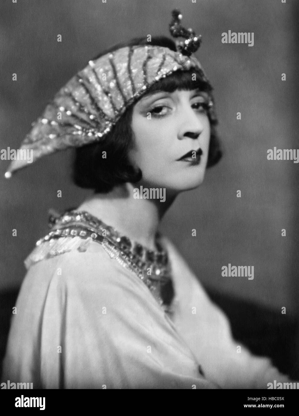 ANTONY AND CLEOPATRA, Jane Cowl, Lyceum Theater, New York, 1924 Stock ...
