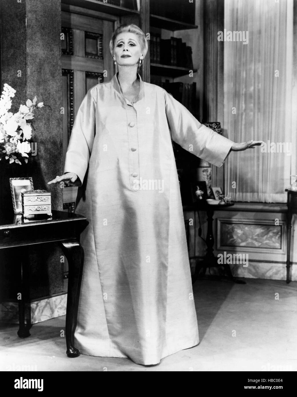 THE CHINESE PRIME MINISTER, Margaret Leighton, Royale Theatre, New York ...