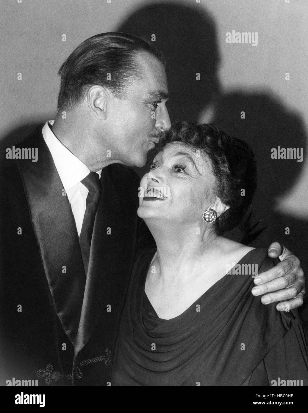 DEAR LIAR, fom left: Brian Aherne and Katharine Cornell, exchanging ...