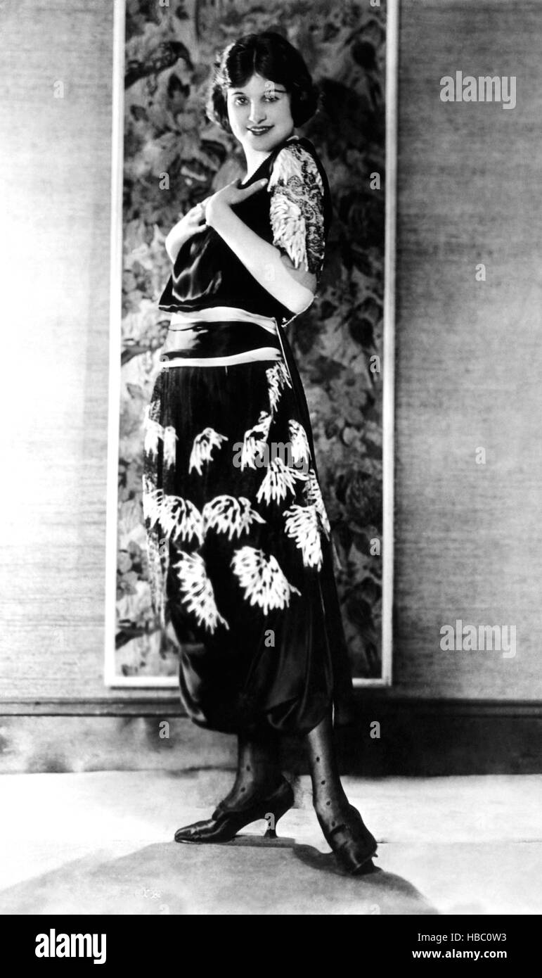 GREENWICH VILLAGE FOLLIES OF 1920, Mary Lewis, 1920-21 Stock Photo - Alamy