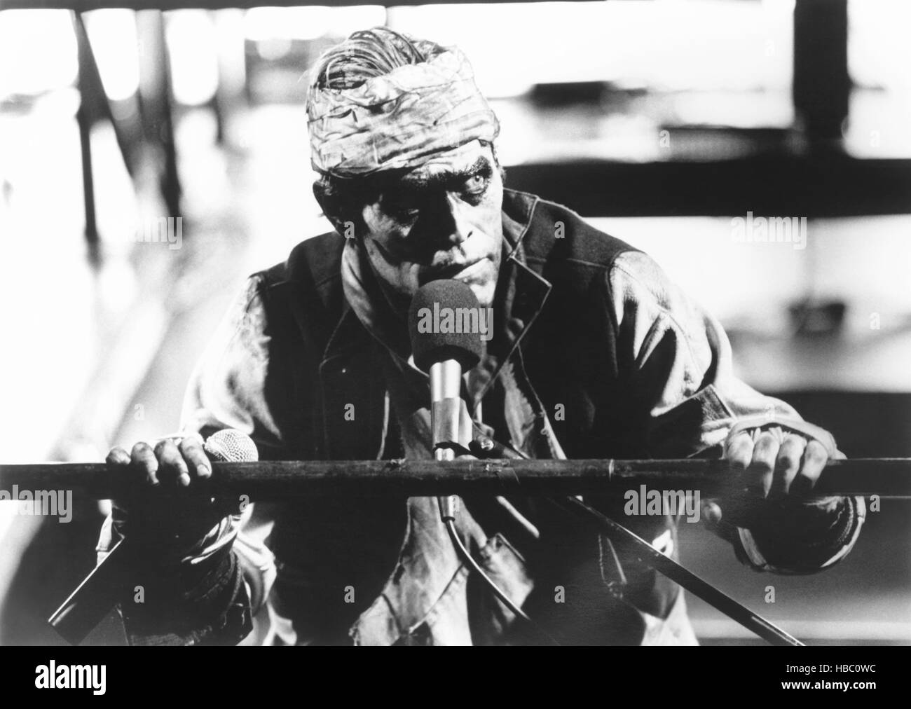 THE HAIRY APE, Willem DaFoe, 1996, Ph: Mary Gearhart Stock Photo - Alamy