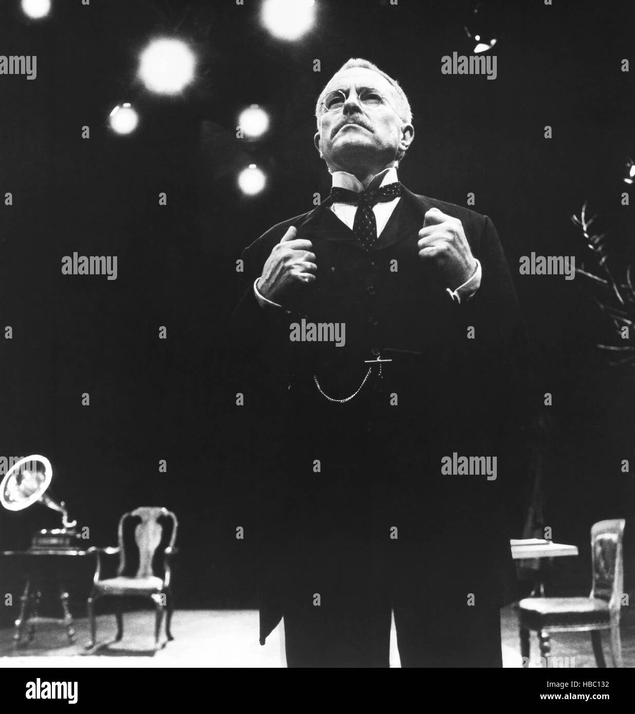 KIPLING, Alec McCowen as Rudyard Kipling, 1984 Stock Photo - Alamy