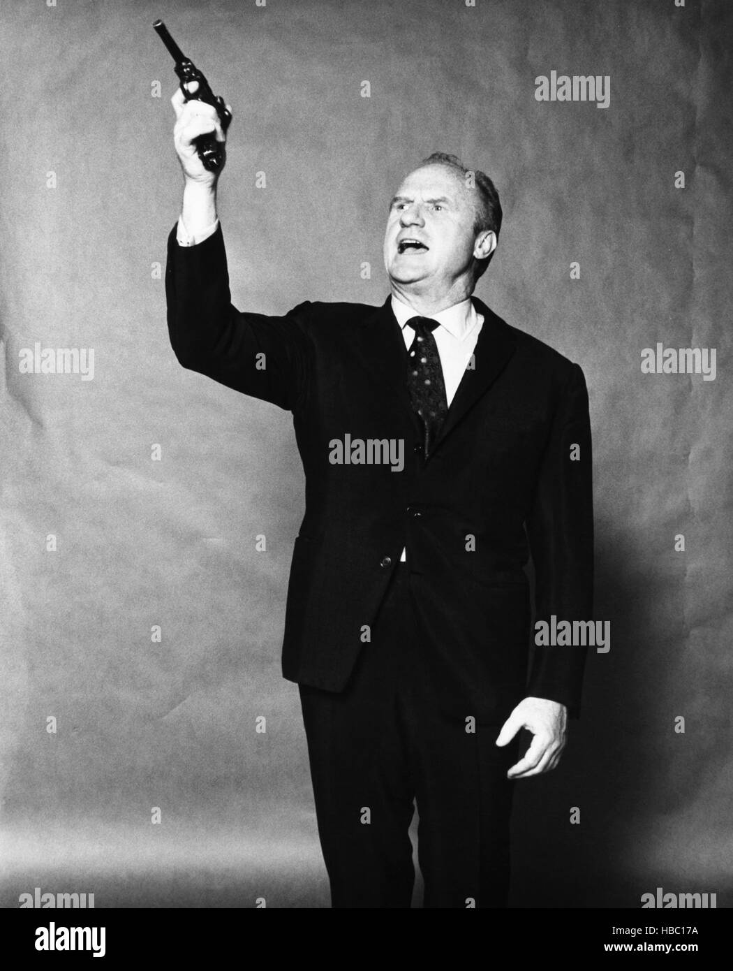 THE MAN IN THE GLASS BOOTH, Jack Warden, 1968-1969, Ph: Bert Andrews ...