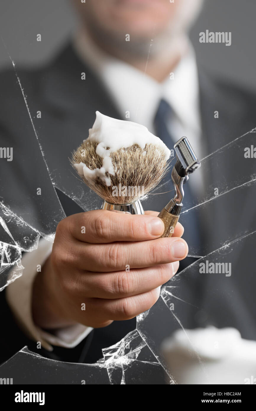 Man shaving razor hi-res stock photography and images - Alamy
