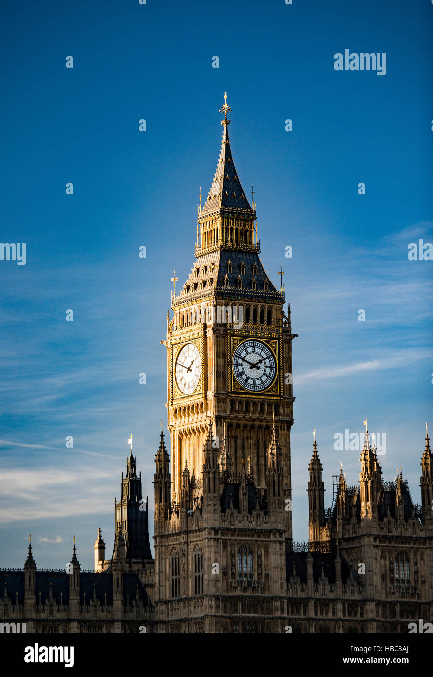 Elizabeth st stephens stephen tower hi-res stock photography and images ...