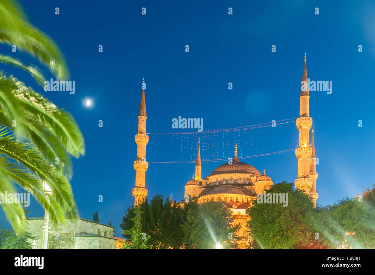 Famous mosque in turkish city of Istanbul Stock Photo - Alamy
