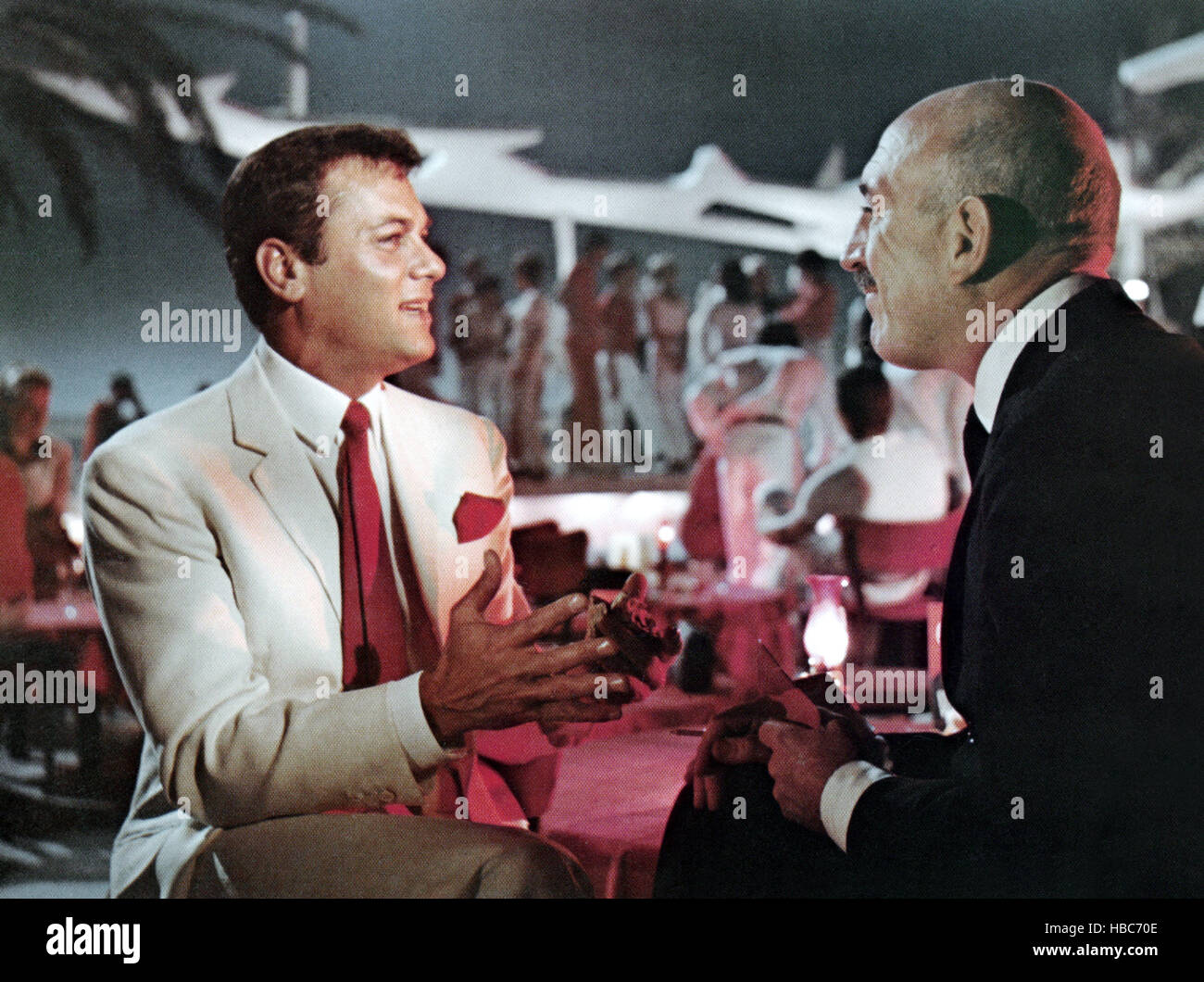 DROP DEAD DARLING, (aka ARRIVEDERCI, BABY!), from left, Tony Curtis, Lionel Jeffries, 1966 Stock ...