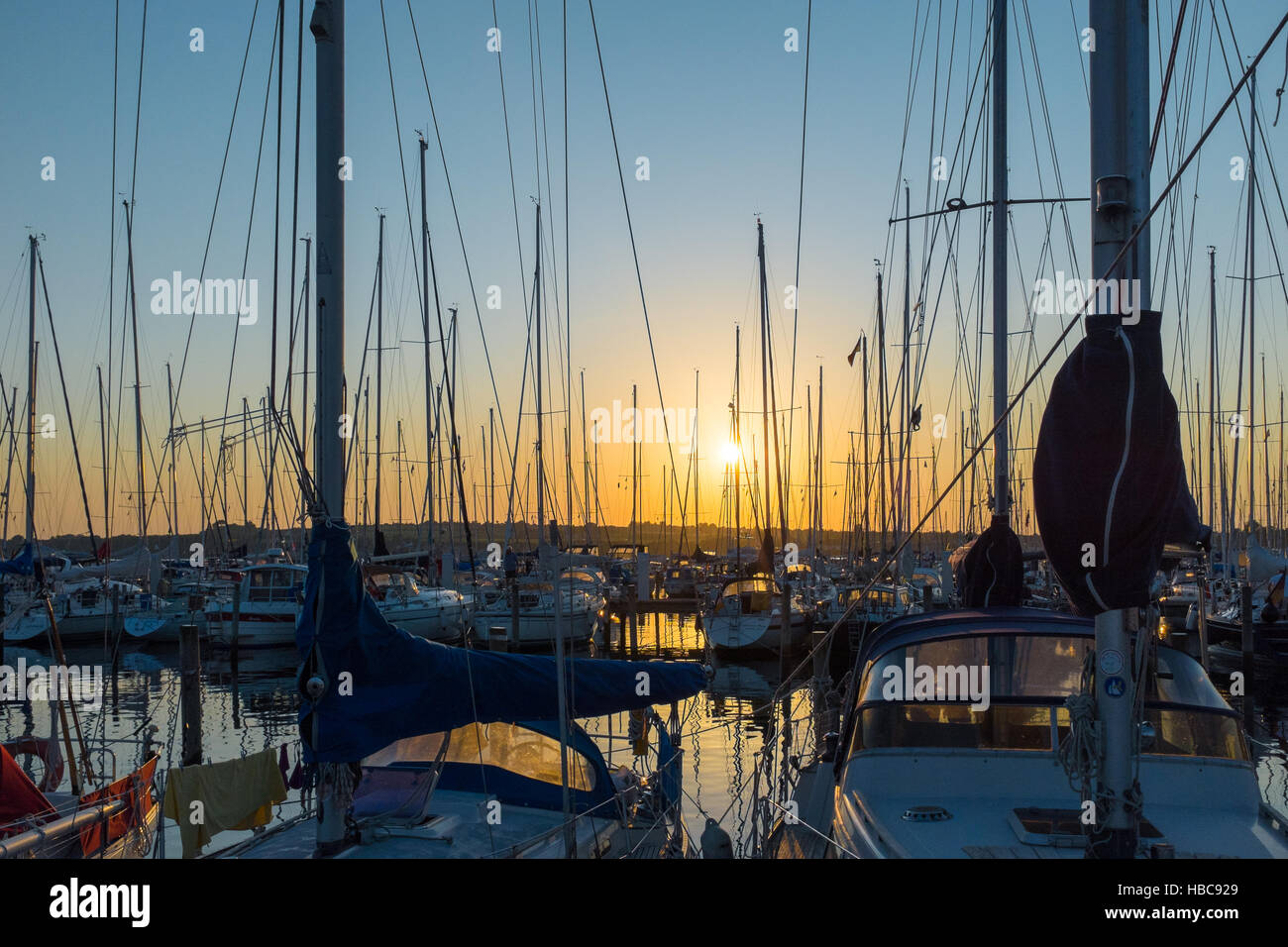 Segelboot fotos hi-res stock photography and images - Alamy