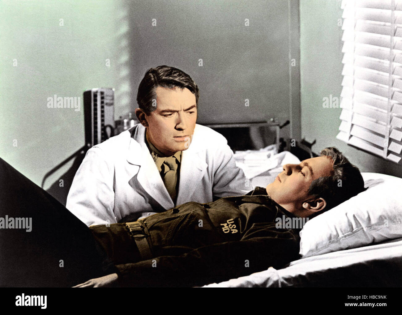 CAPTAIN NEWMAN, M.D., from left: Gregory Peck, Bobby Darin, 1963 Stock ...