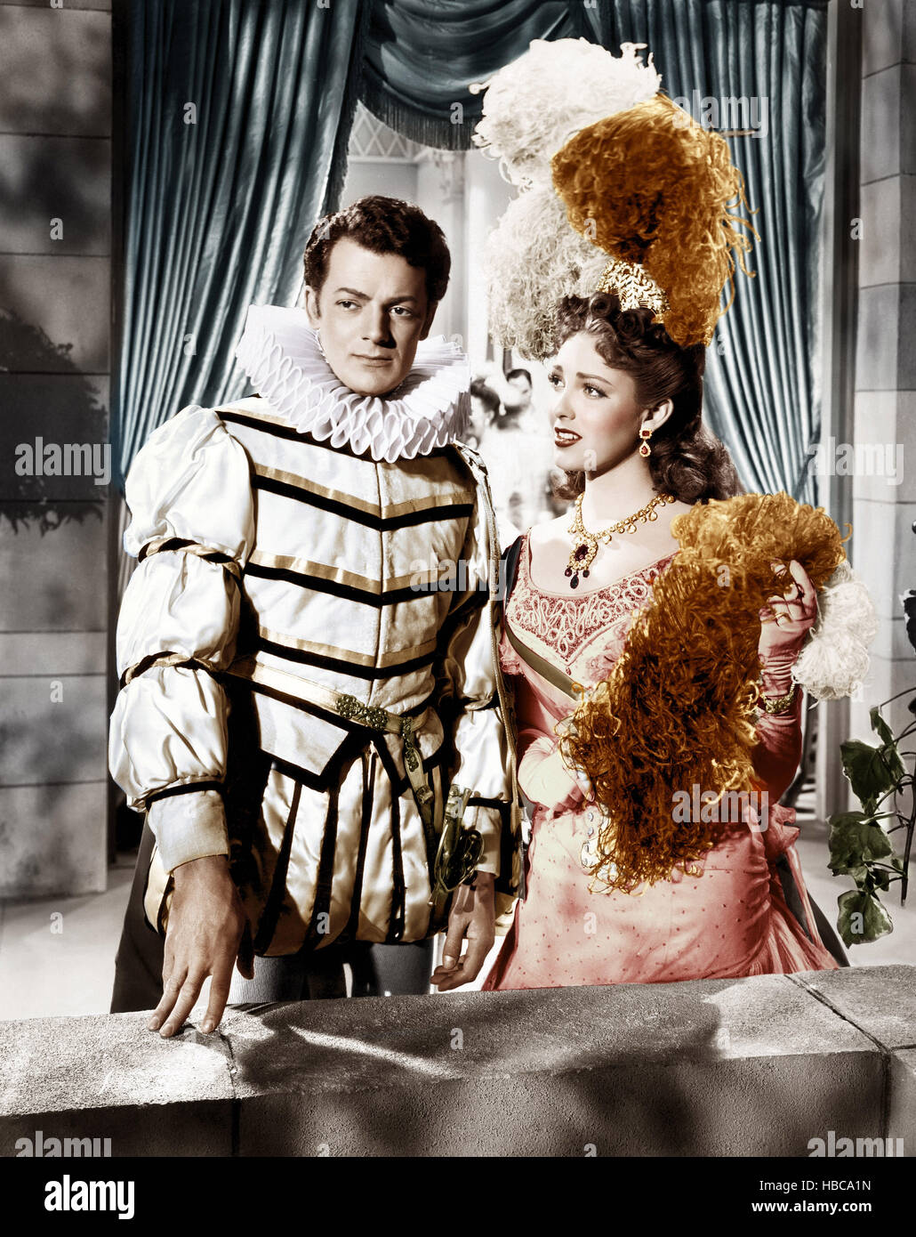 CENTENNIAL SUMMER, from left, Cornel Wilde, Linda Darnell, 1946. TM ...