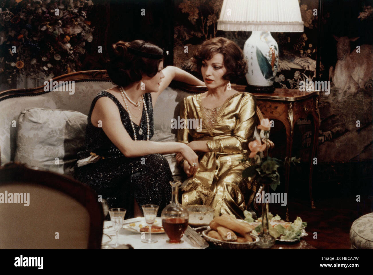 CHANEL SOLITAIRE, Catherine Allegret, Marie-France Pisier, 1981, (c ...