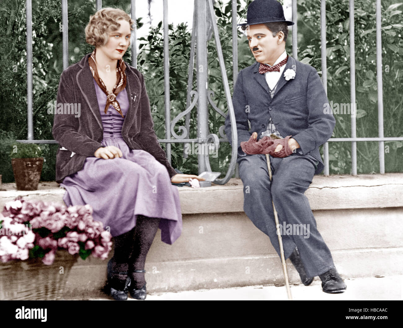 CITY LIGHTS, from left: Virginia Cherrill, Charlie Chaplin, 1931 Stock ...