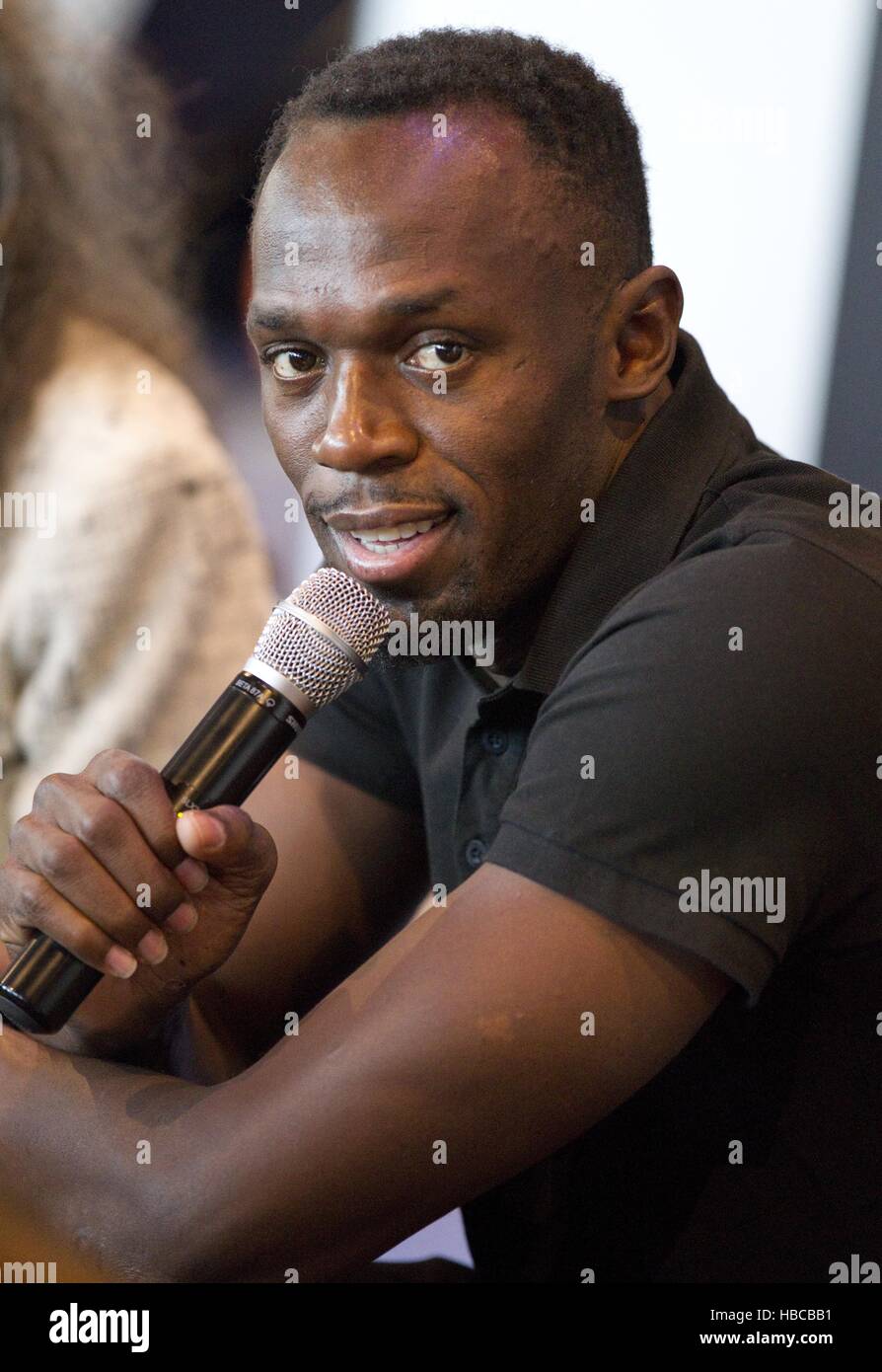 Usain bolt athlete of the year hi-res stock photography and images - Alamy