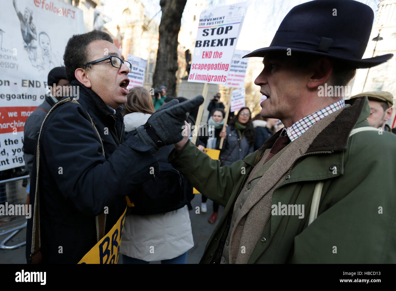 People outside uk supreme hi-res stock photography and images - Alamy