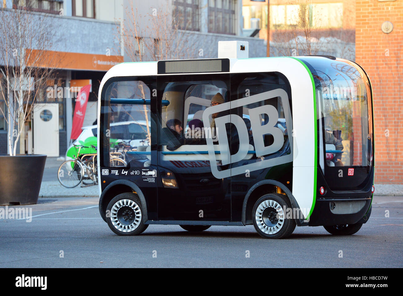 Olli bus hi-res stock photography and images - Alamy