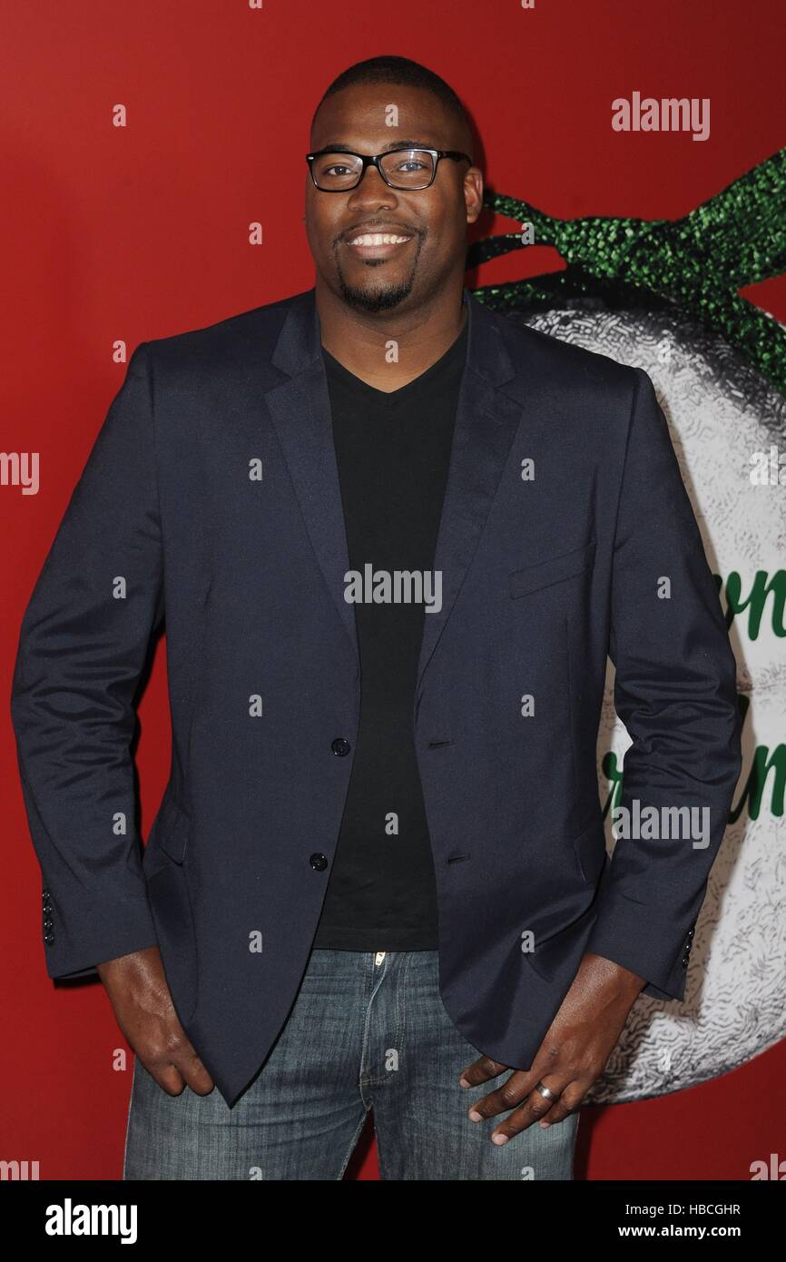 Los Angeles, California, USA. 5th Dec, 2016. Josiah Smith at arrivals ...