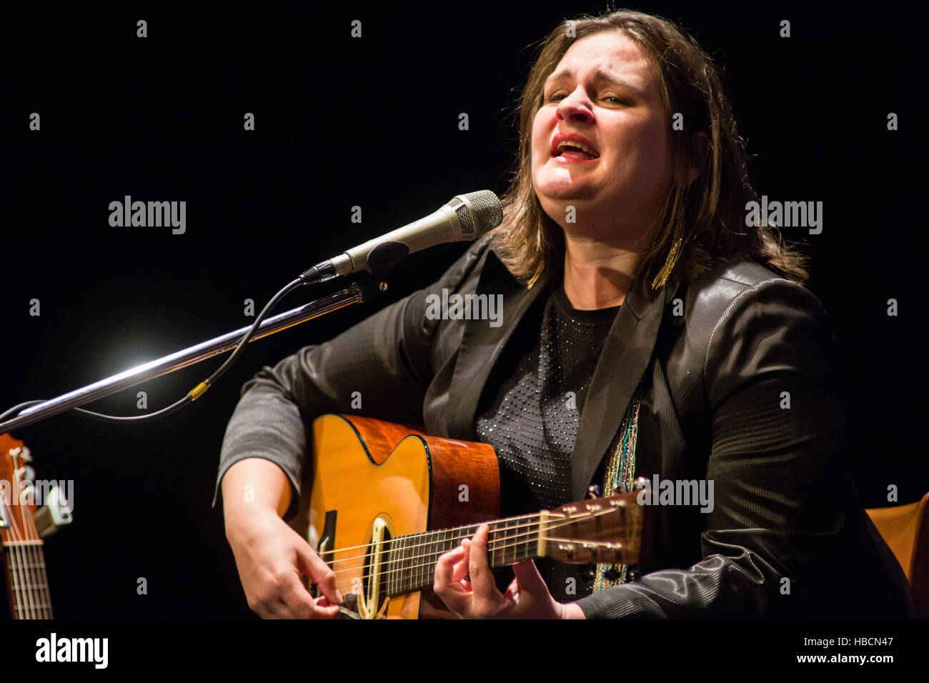 Madeleine peyroux singer hi-res stock photography and images - Alamy