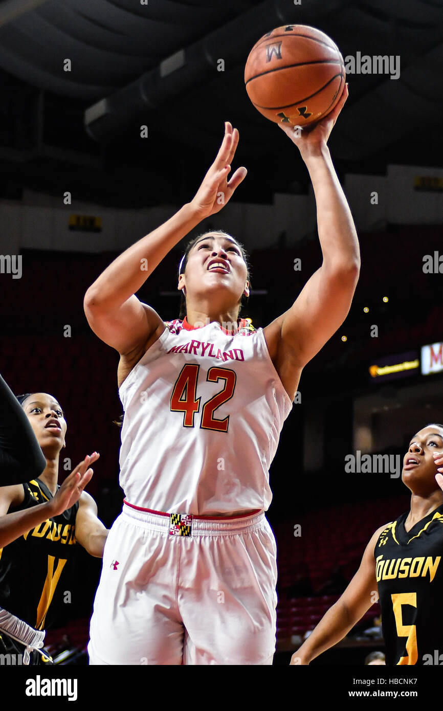 Brionna jones hi-res stock photography and images - Alamy