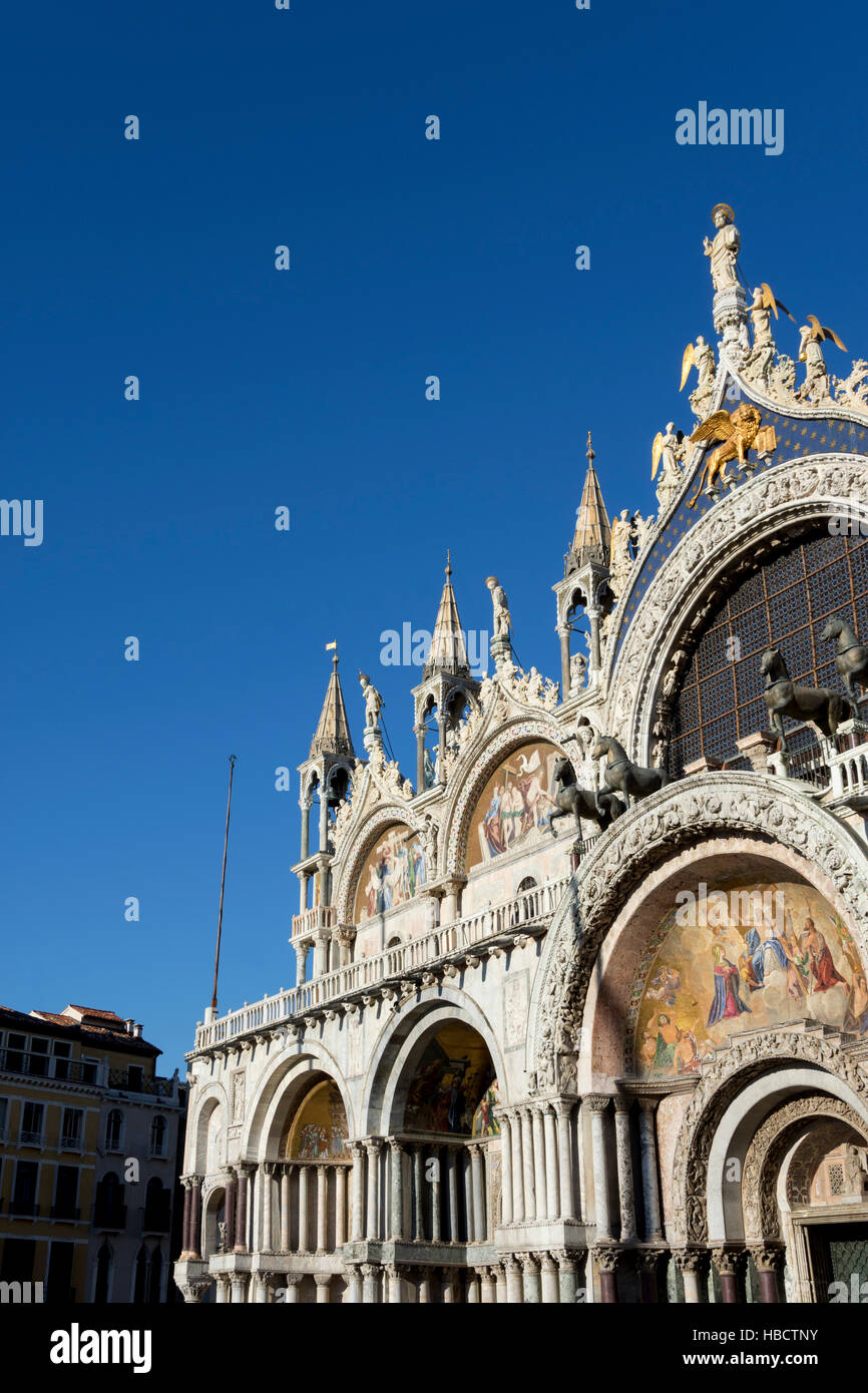Gothic basilica hi-res stock photography and images - Alamy